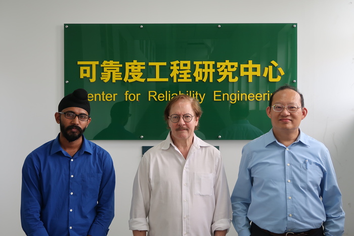 2018年11月 國際知名可靠度專家－美國馬里蘭大學Michael G. Pecht教授參訪本校研究中心